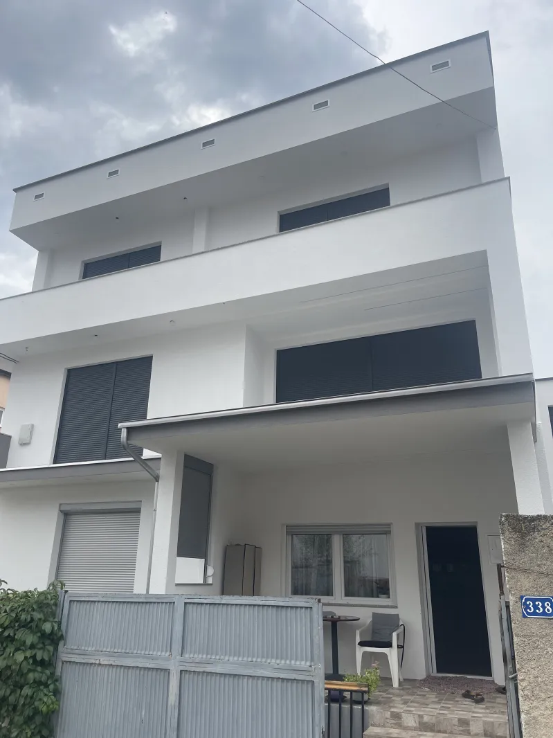 Sadik Ajeti - Gjimnazi “Zenel Hajdini”